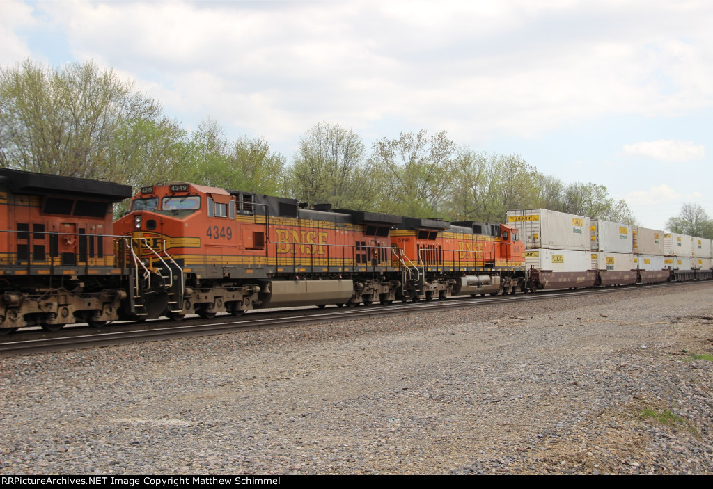 BNSF 4349